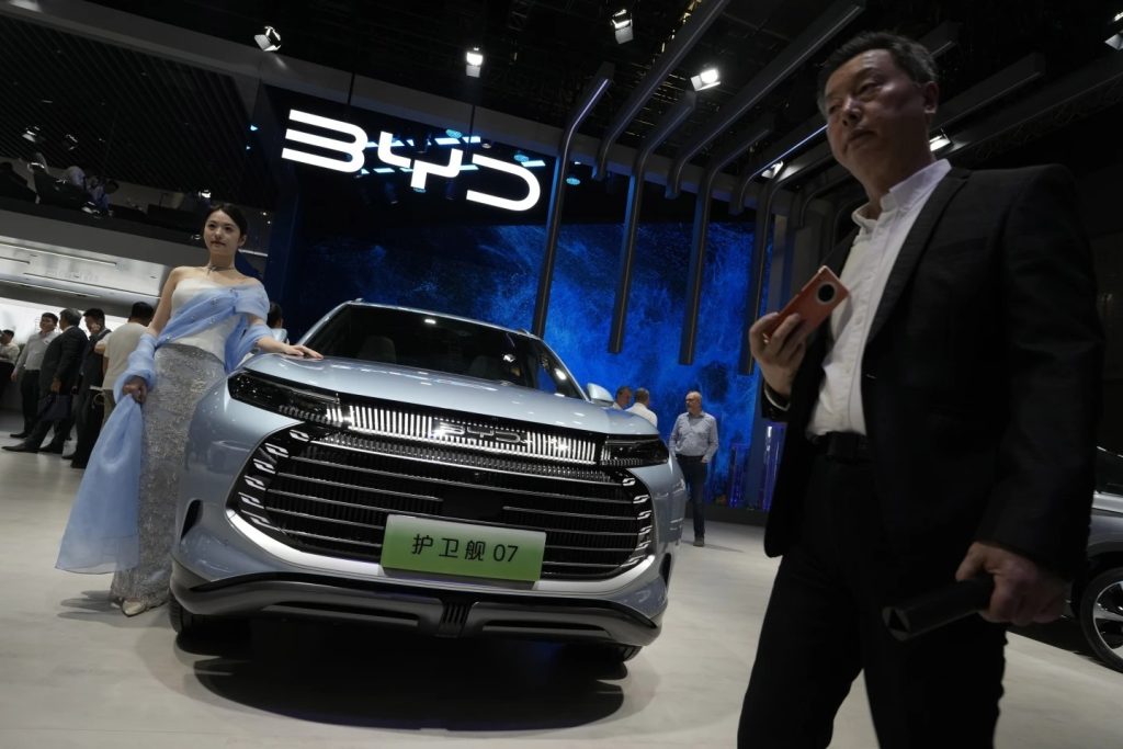 BYD poised to overtake Tesla as global electric vehicle leader - Harici