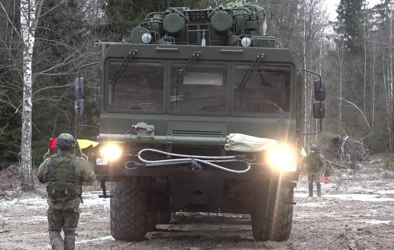 Russia launches Oreshnik missile strikes on Ukraine in retaliation for ...