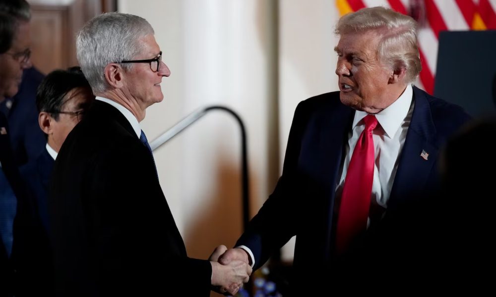 Apple CEO Tim Cook faces staff backlash after attending Melania Trump ...